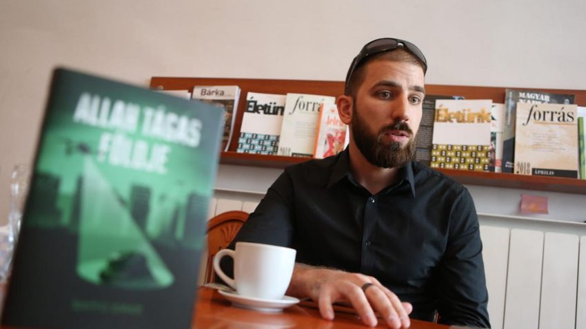 BEOL - Allah tágas földjére, a jövőbe kalauzol Sayfo Omar könyve