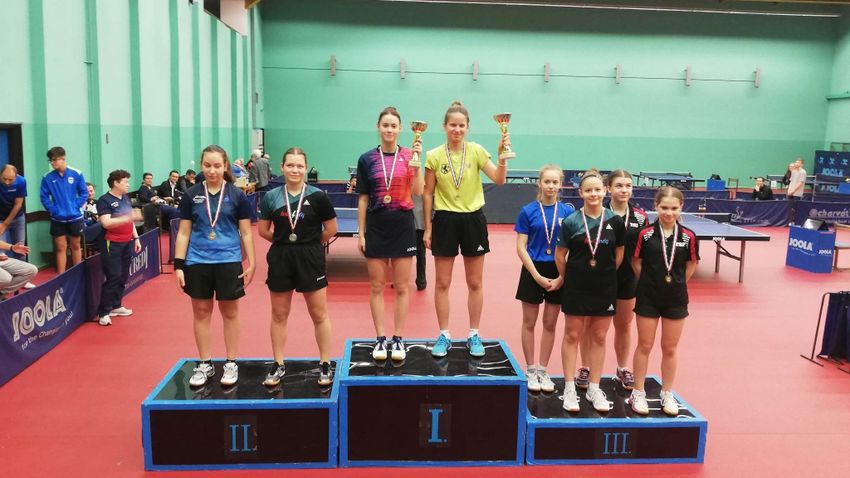 BEOL - Az orosházi Bényei Nelli bronzérmes a 13 éveseknél