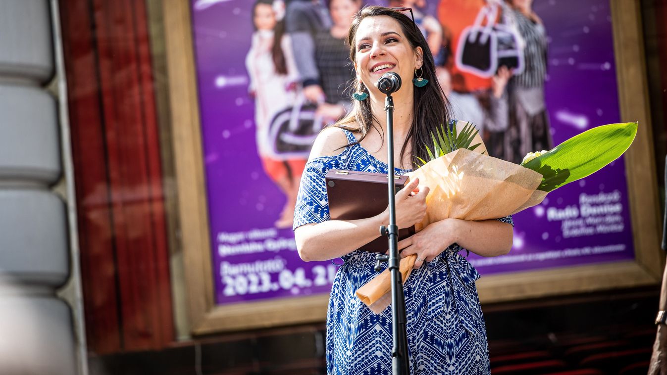 Hisz az univerzumban a Gálfy Gyűrű-díjas színésző, Csonka Dóra