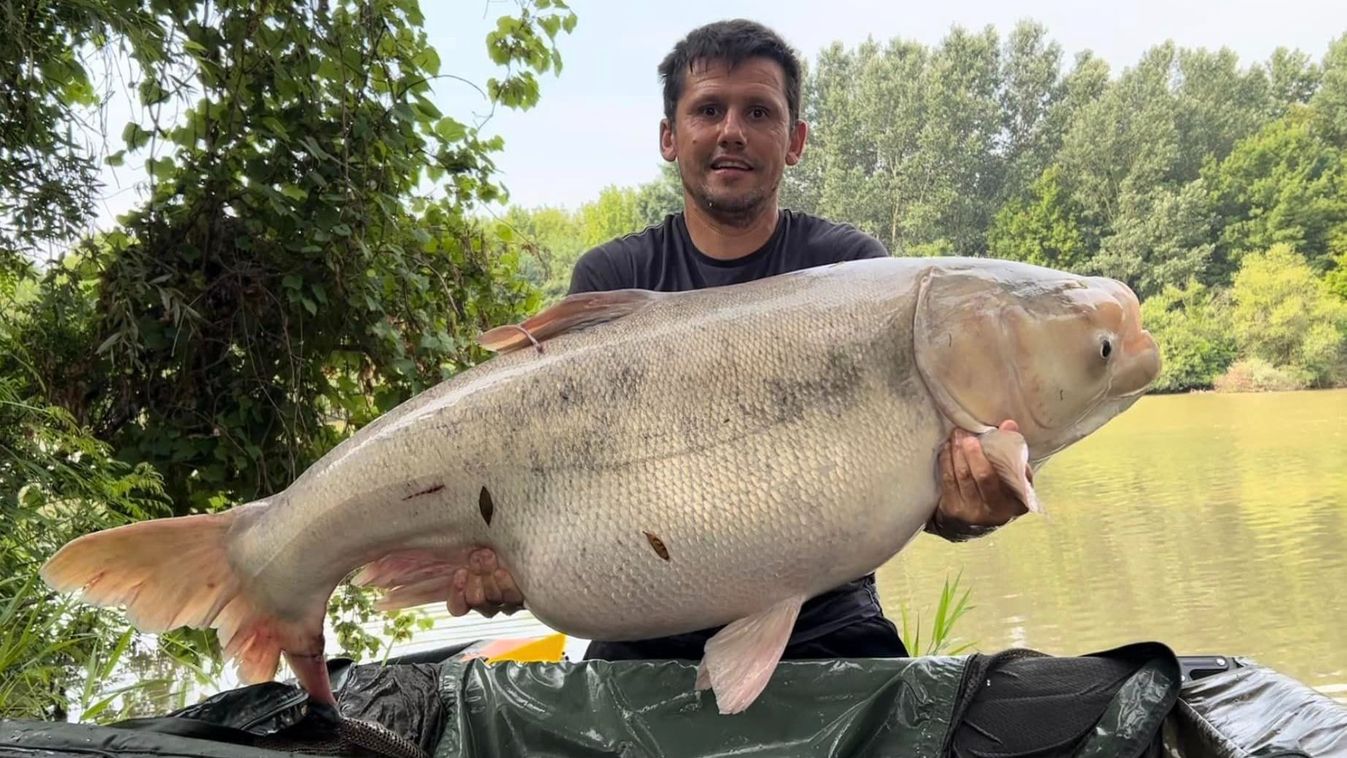 107 centis busát fogott a Kettős-Körösön a korábbi kiváló labdarúgó