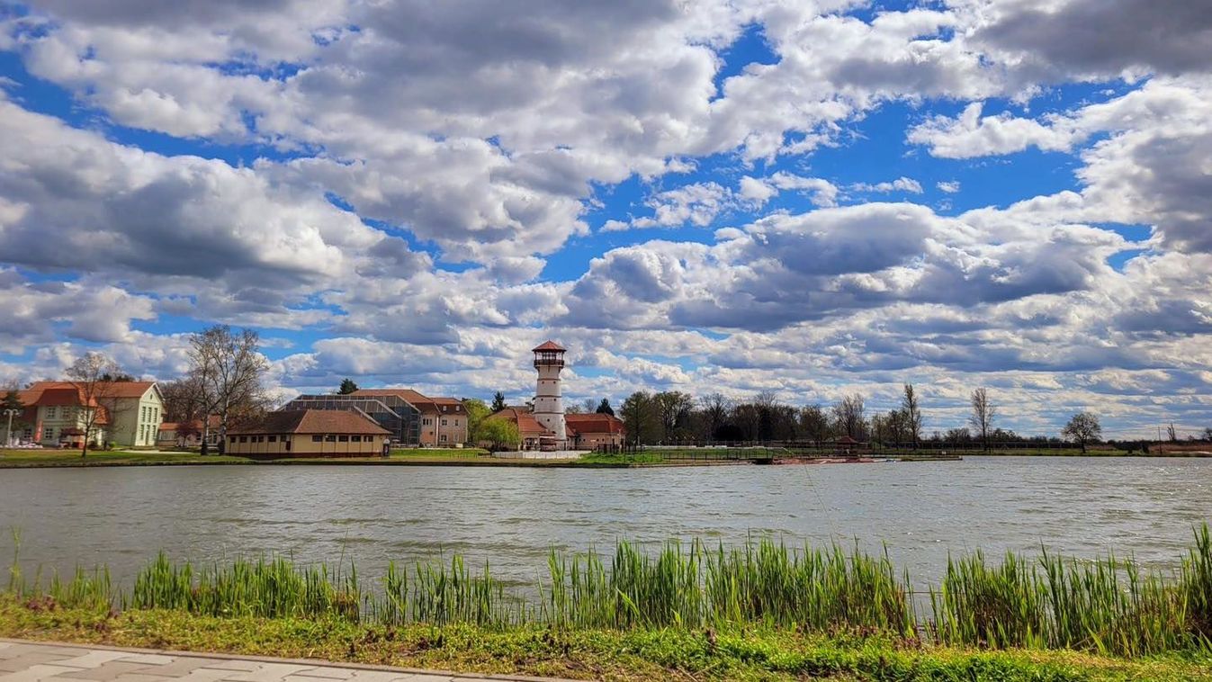 Tavasz: a természet ébred, Gyopárosfürdő csalogat