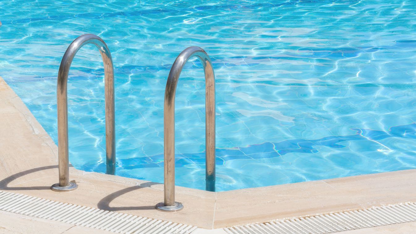 Forró nap előtt állunk – ezt már csak a strand bírja el