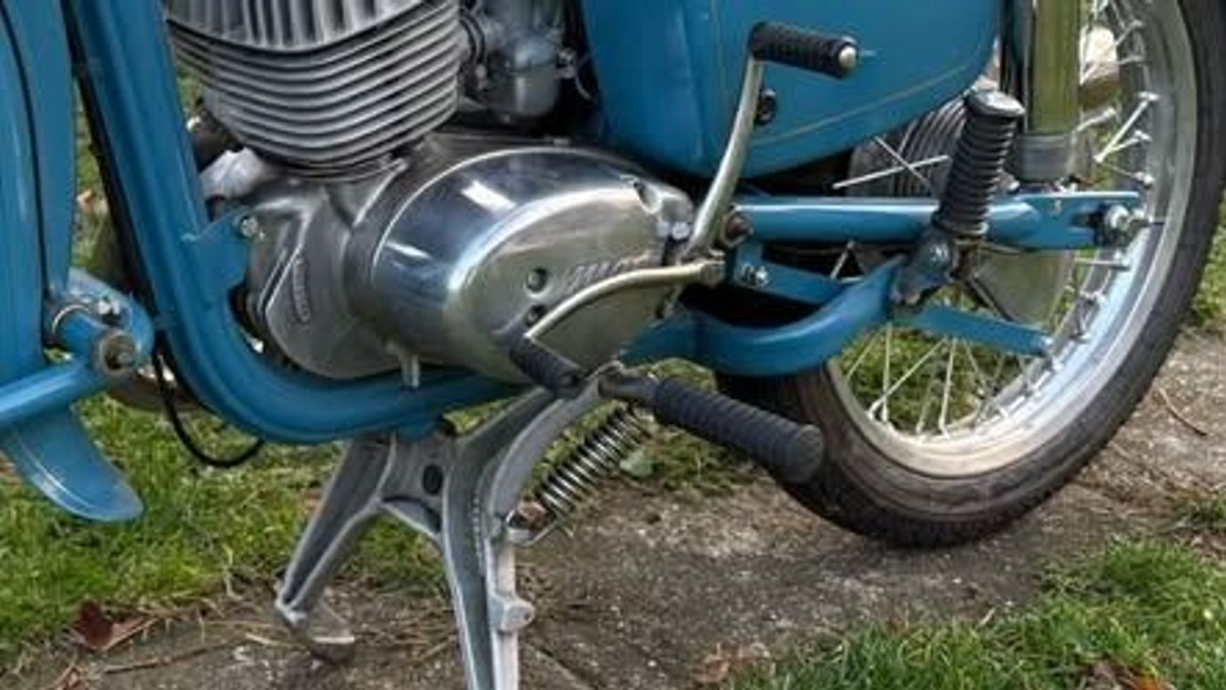 Egy 125-ös MZ Trophy várja a cserét: Simson S5 jöhet helyette