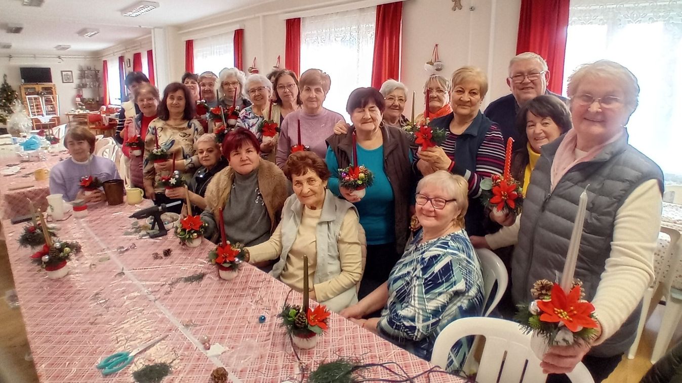 Saját készítésű ünnepi dekorációkkal szépíthetik otthonaikat