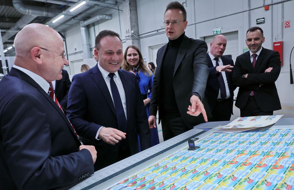 Szijjártó Péter adta át a Marzek Kner újabb beruházását